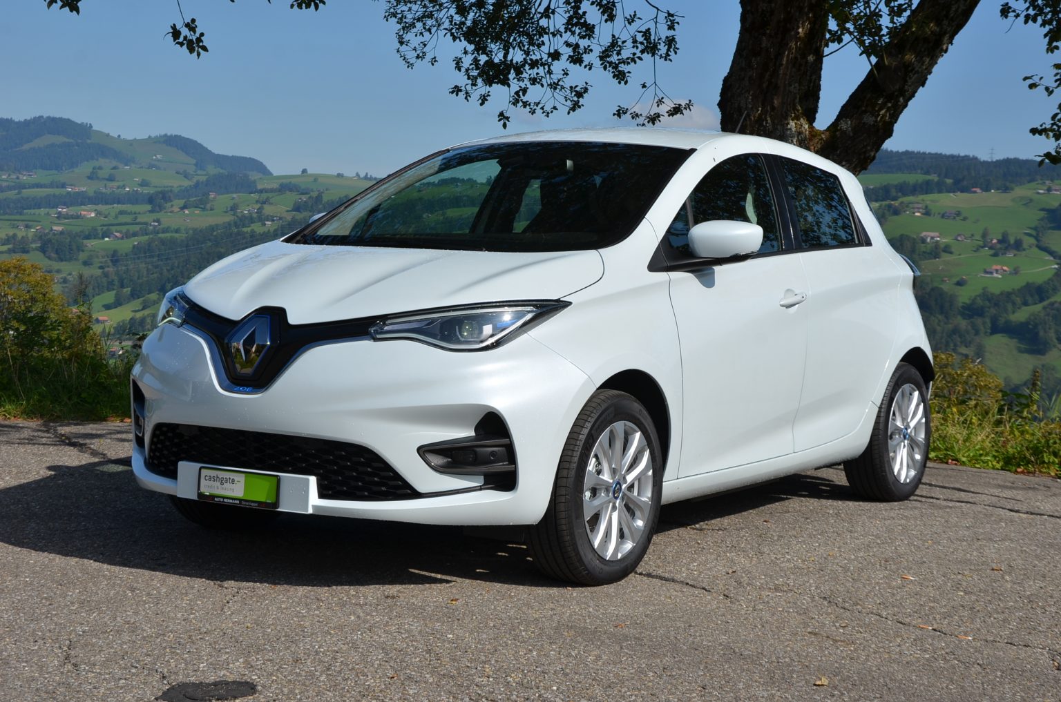 Endlich ist er da: Der NEUE Renault ZOE R135 Z.E.50 | Auto Hermann